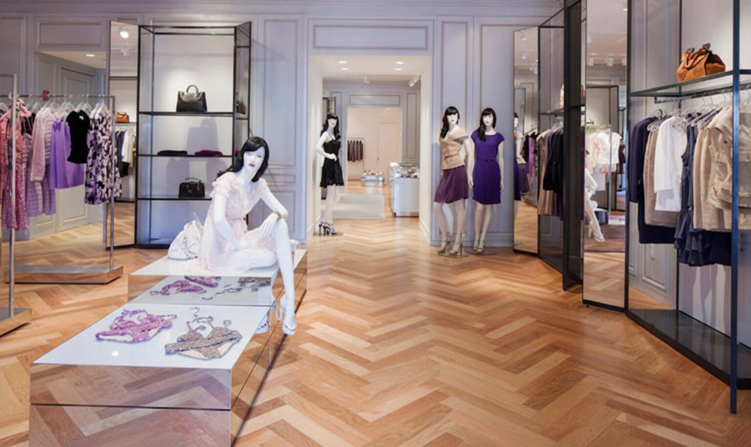 Luxury Brands at Woodbury Common • Exclusive Designer Outlets